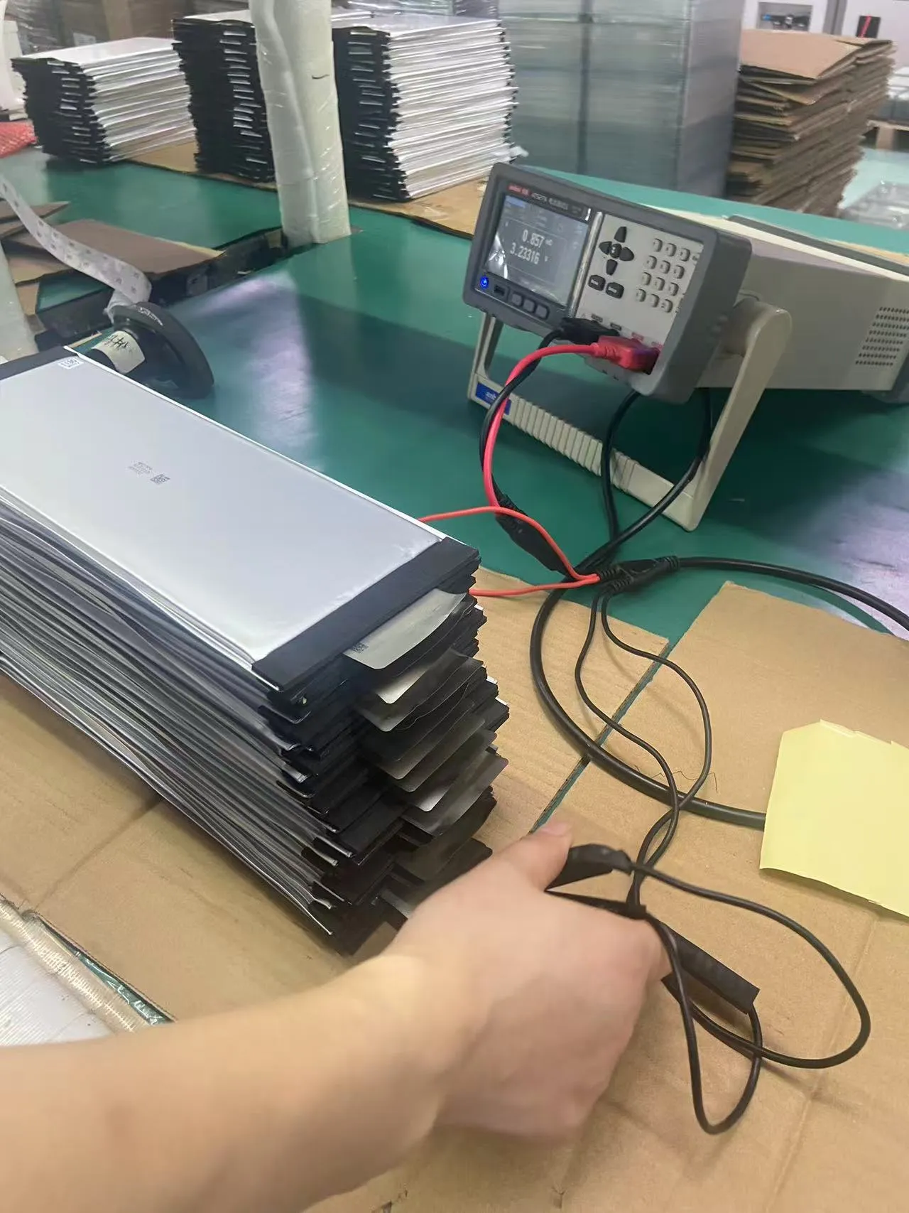 Stacked High Voltage Battery Packs Archives - HereWin